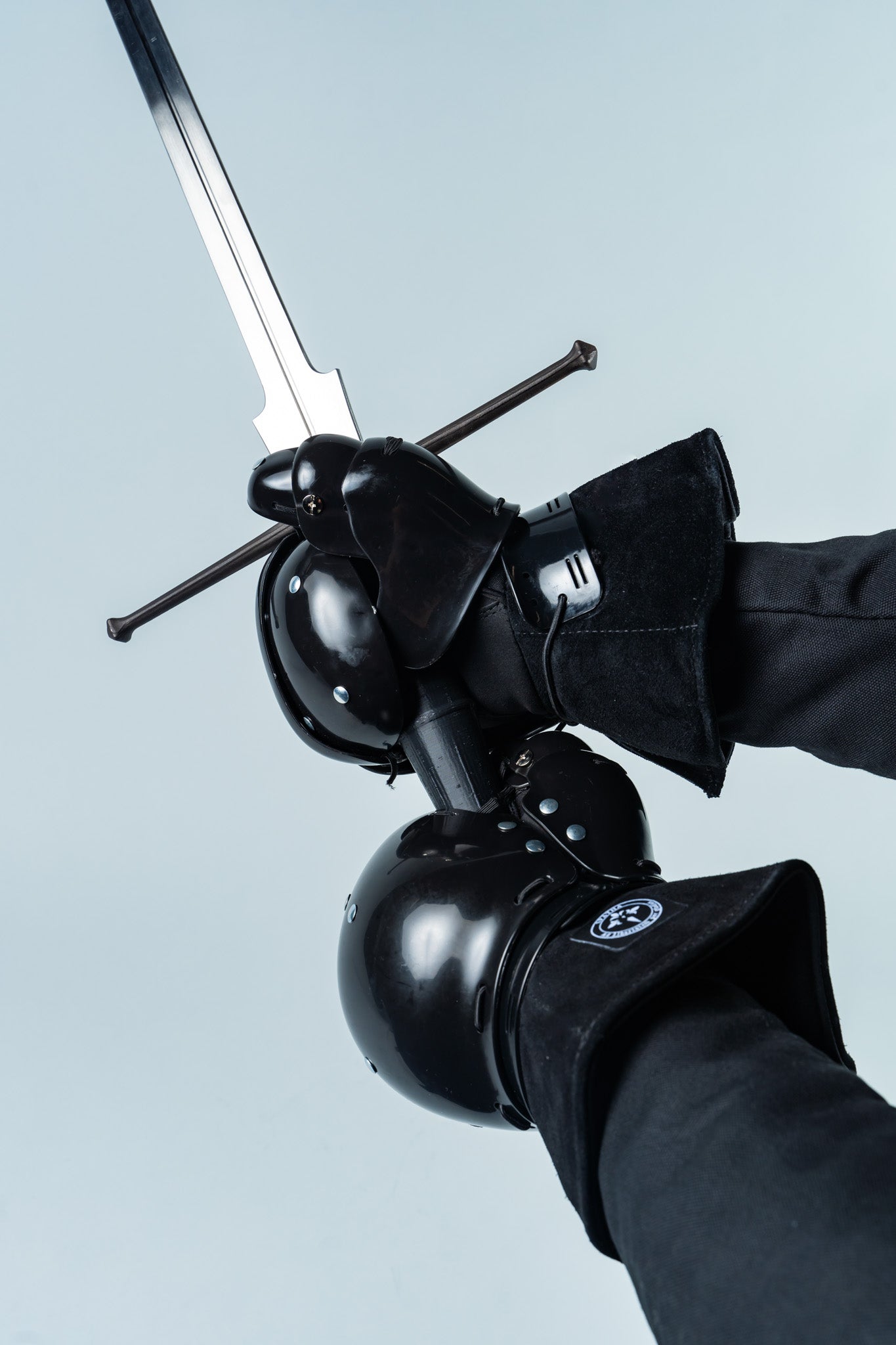 "Raphael" Heavy Clamshell Gloves – SoCal Swords