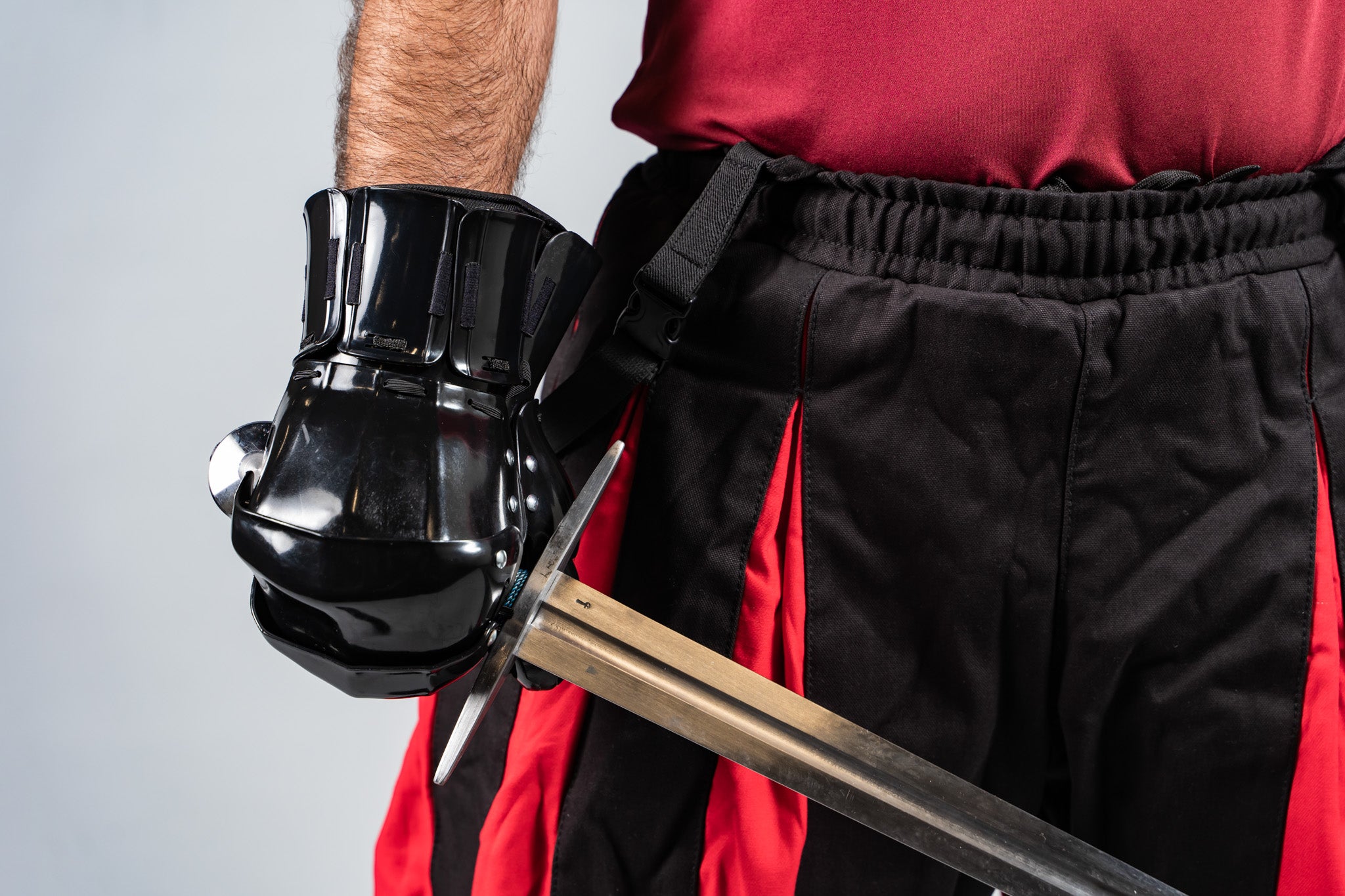 "Michael" Heavy Clamshell Gloves – SoCal Swords